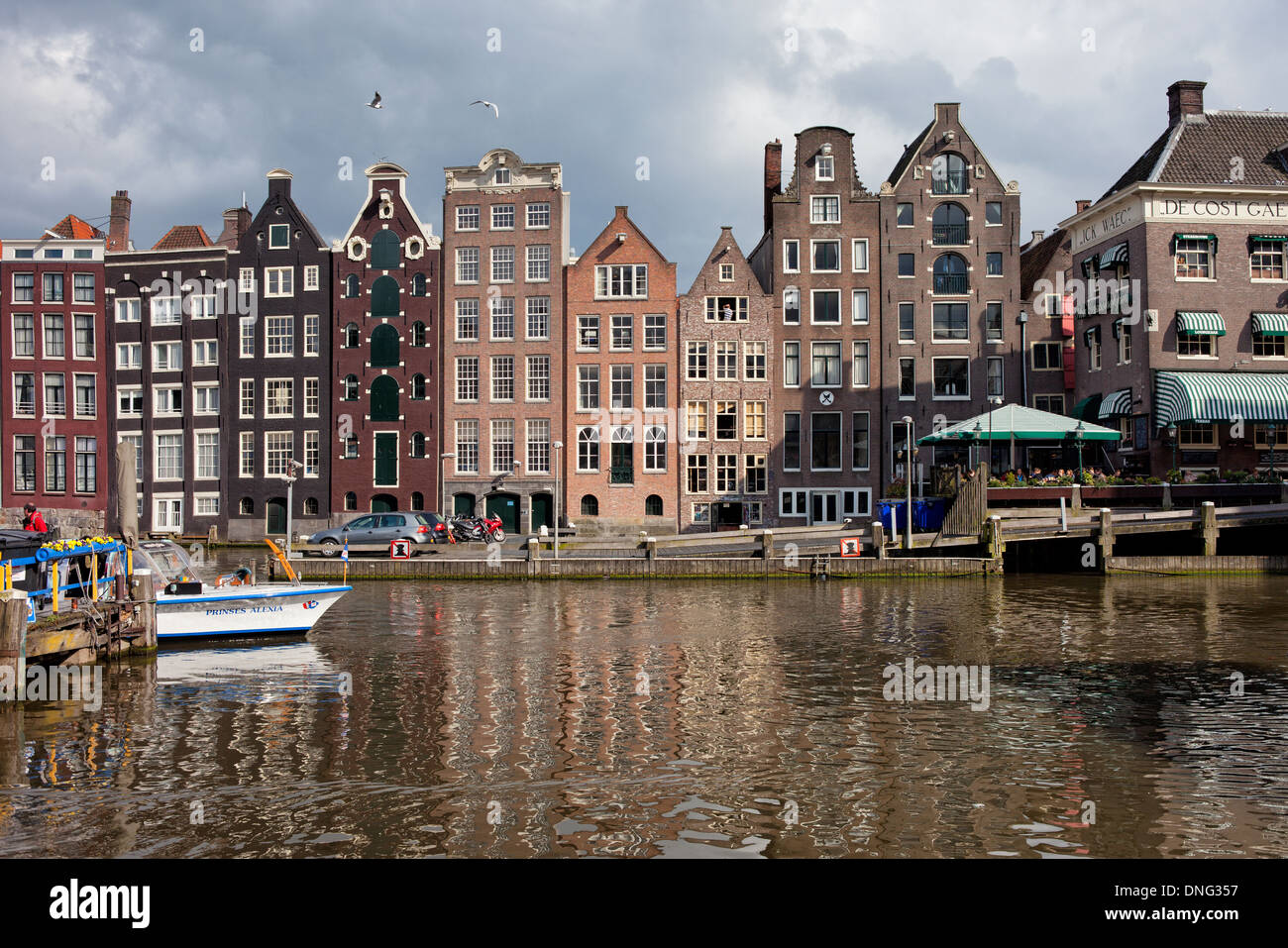 Dutch Houses Canal Amsterdam High Resolution Stock Photography and ...