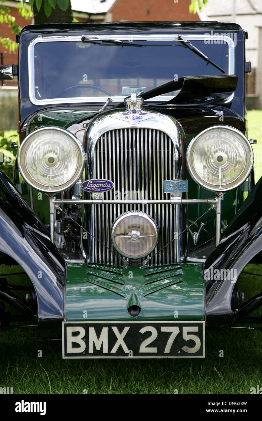 vintage classic car Stock Photo - Alamy