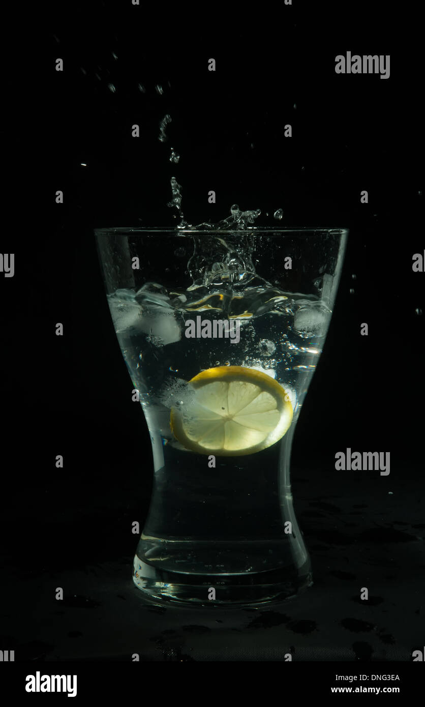 Making a splash hi-res stock photography and images - Alamy