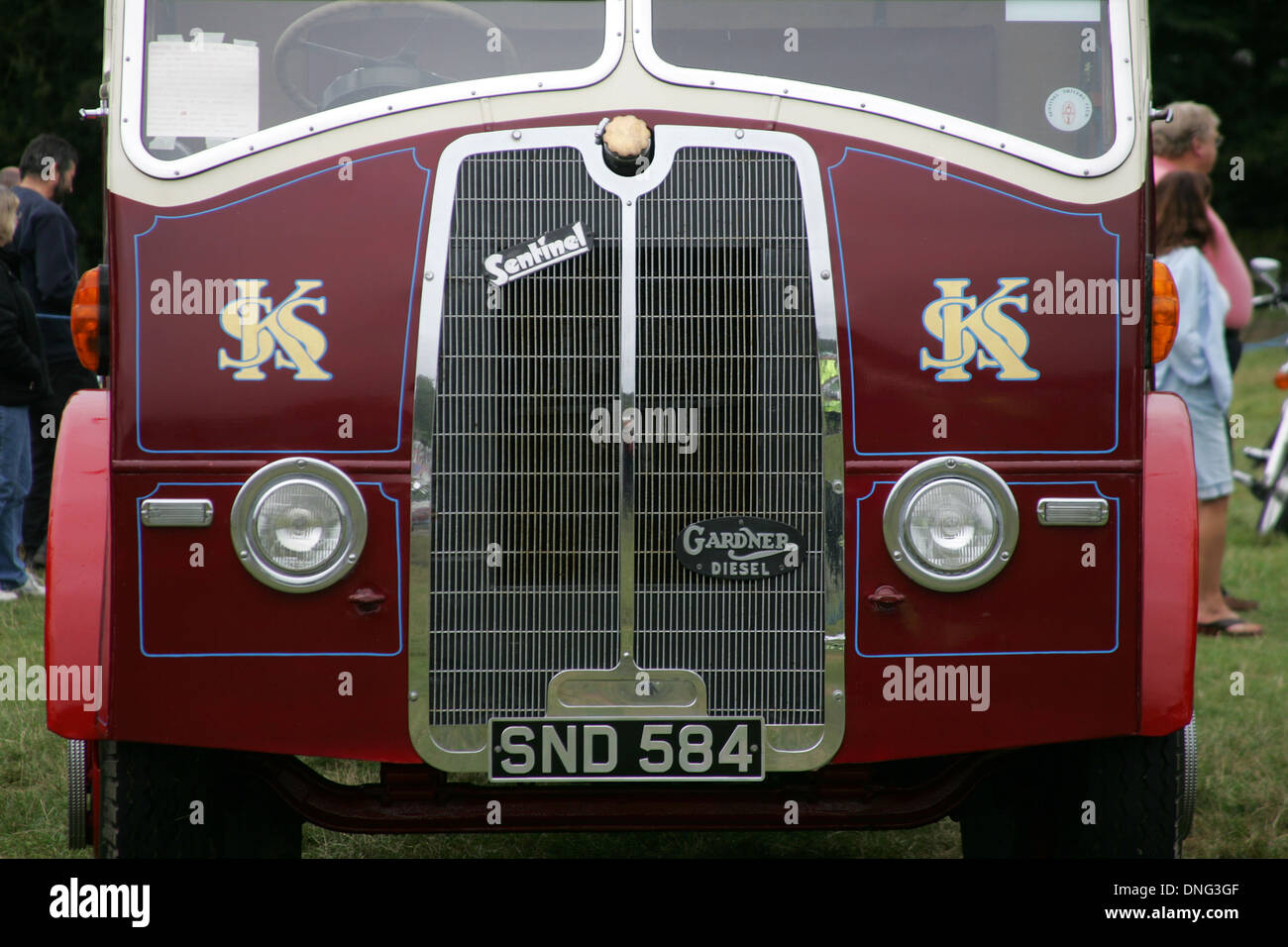 vintage classic lorry truck Stock Photo - Alamy
