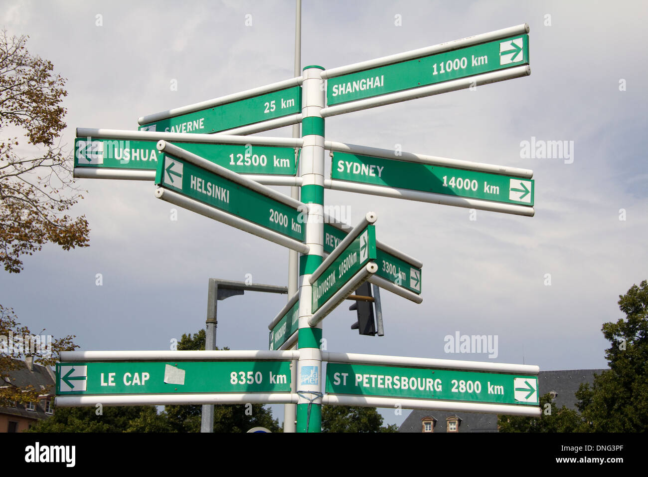 Strasbourg road sign hi-res stock photography and images - Alamy