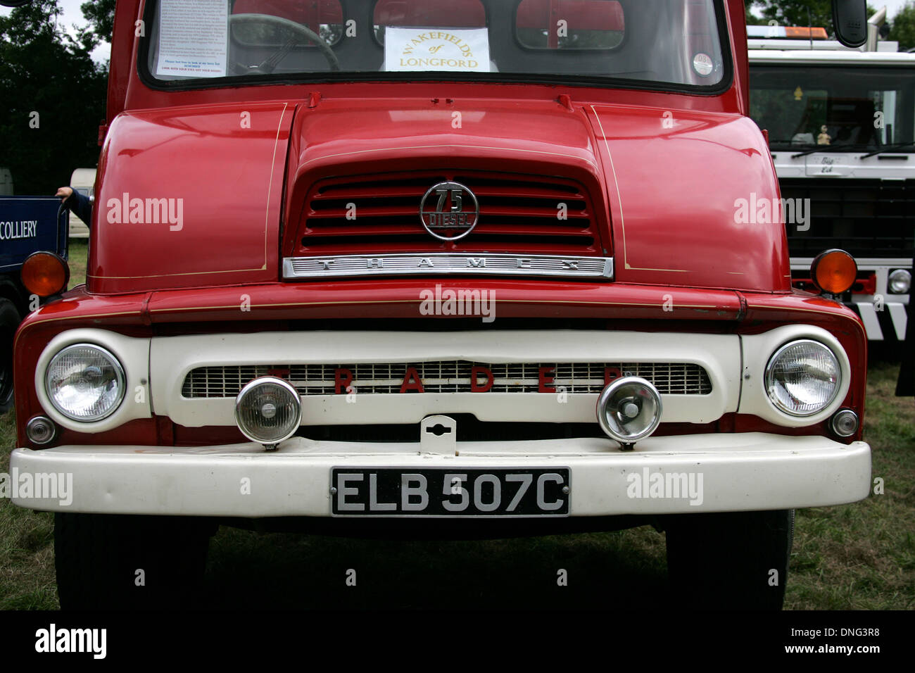 vintage classic lorry truck Stock Photo - Alamy