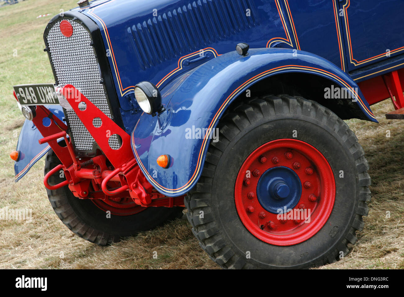 vintage classic lorry truck Stock Photo - Alamy