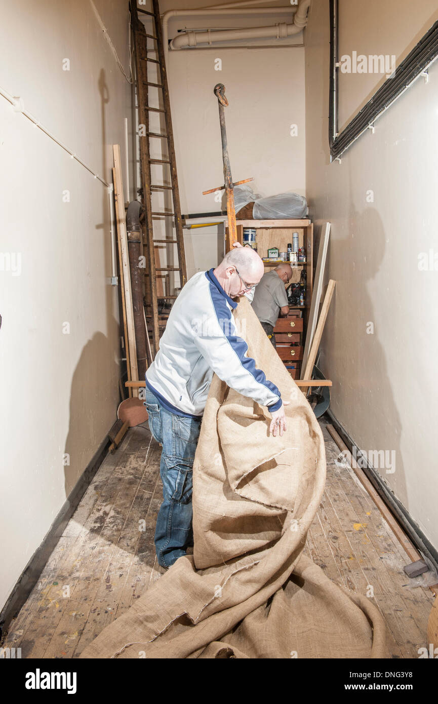 Work undertaken by members of the Apprentice Boys' of Derry over many ...