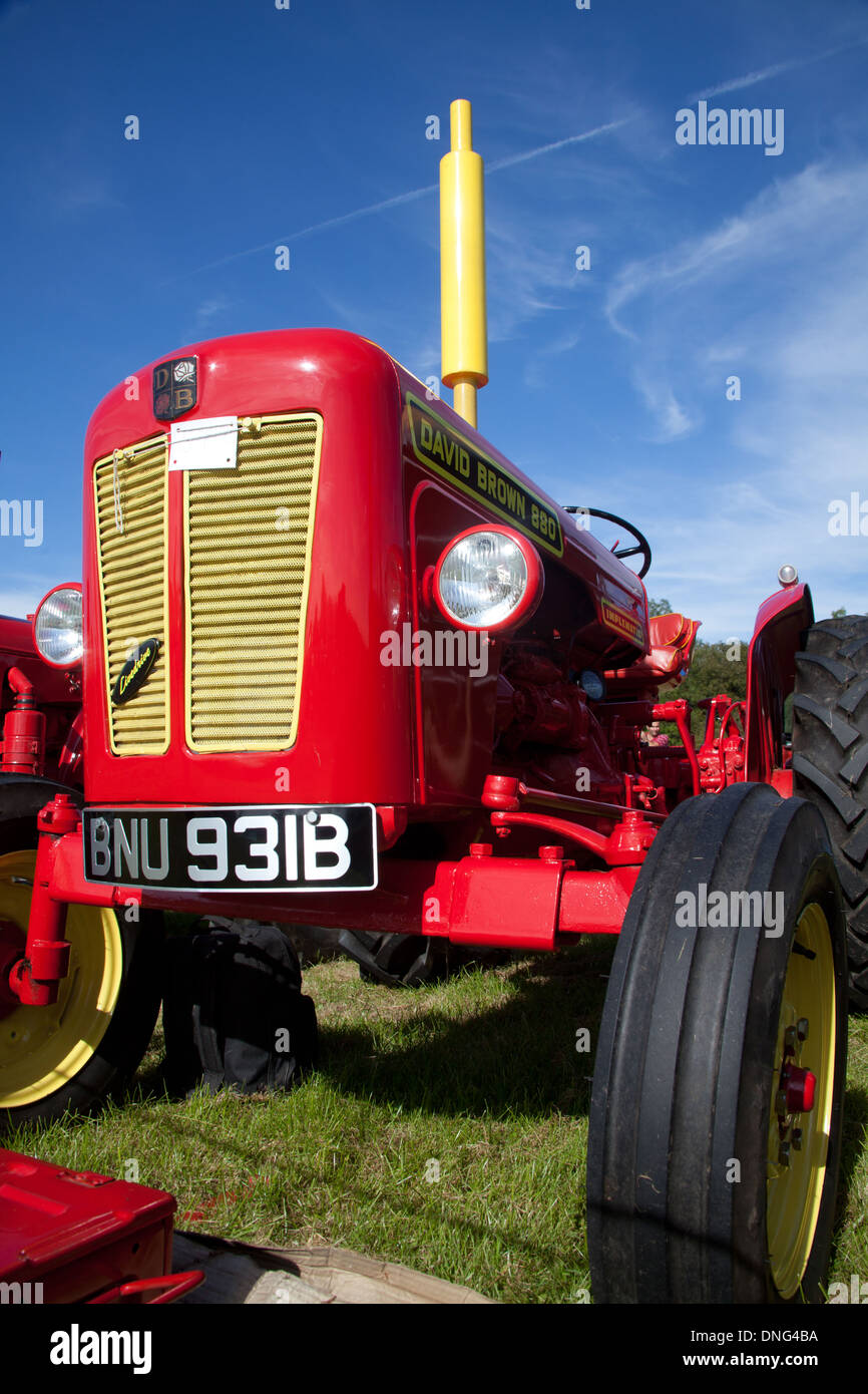 Red classic tractor hi-res stock photography and images - Alamy