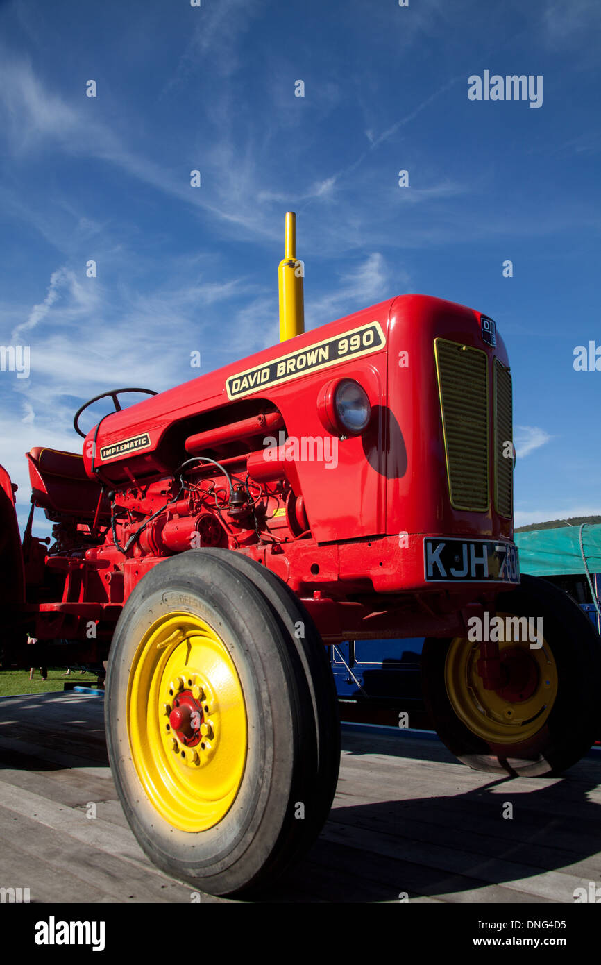 red vintage tractor Stock Photo - Alamy