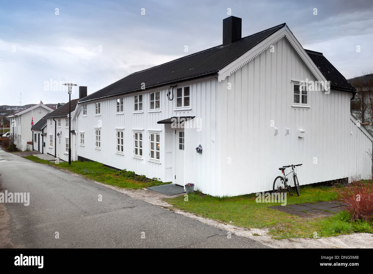 Small street asphalt road hi-res stock photography and images - Alamy