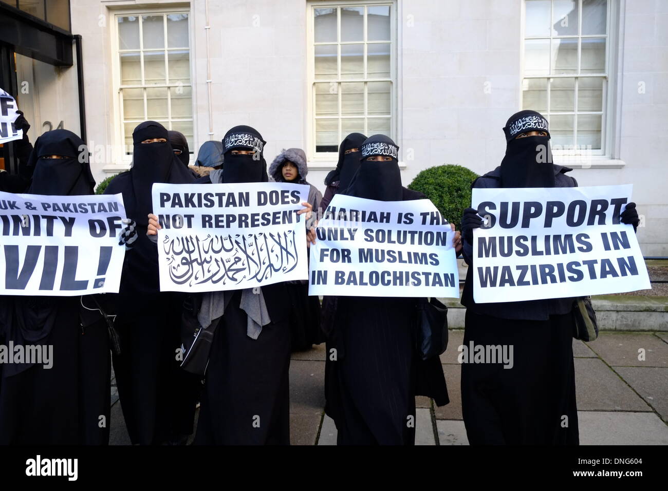 Uk Embassy Pakistan High Resolution Stock Photography and Images - Alamy