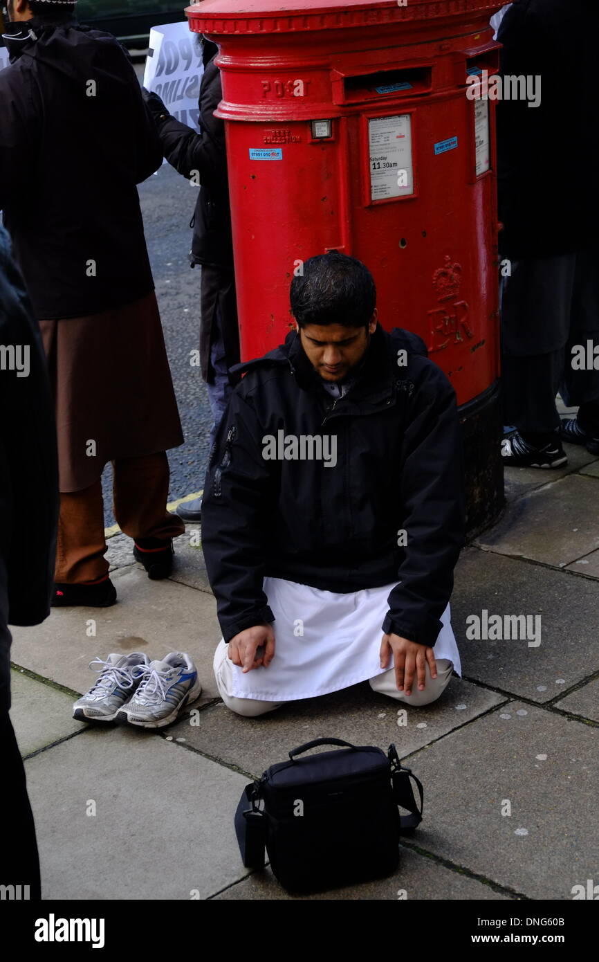 Abu rumaysah hi-res stock photography and images - Alamy