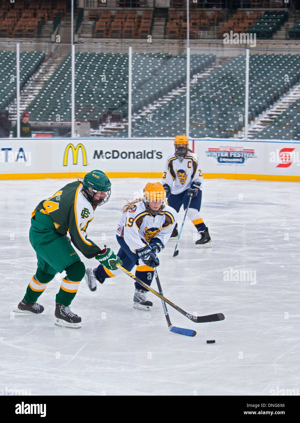 Hockey hi-res stock photography and images - Alamy