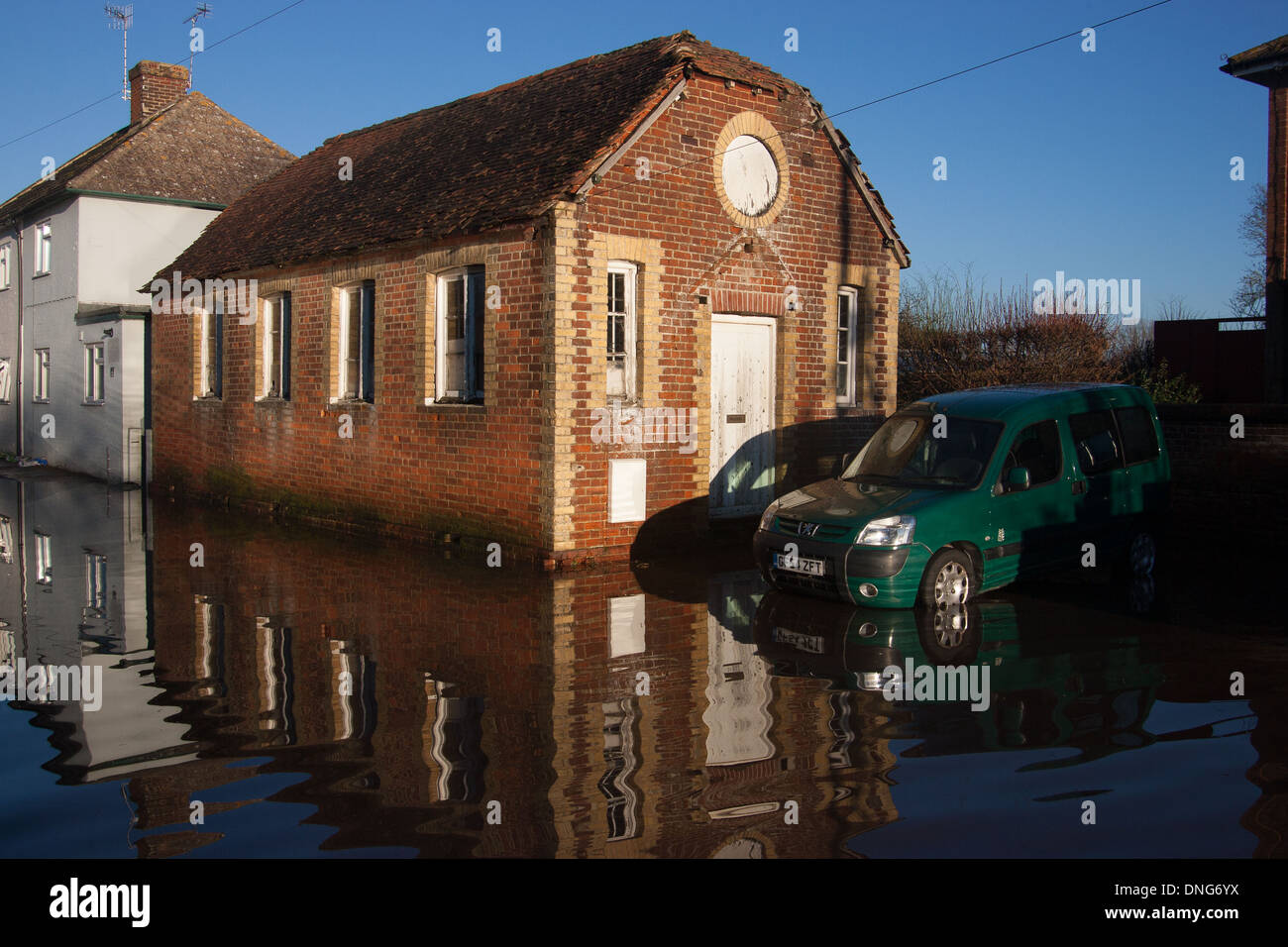 River Medway Flooding Kent flood Stock Photo - Alamy