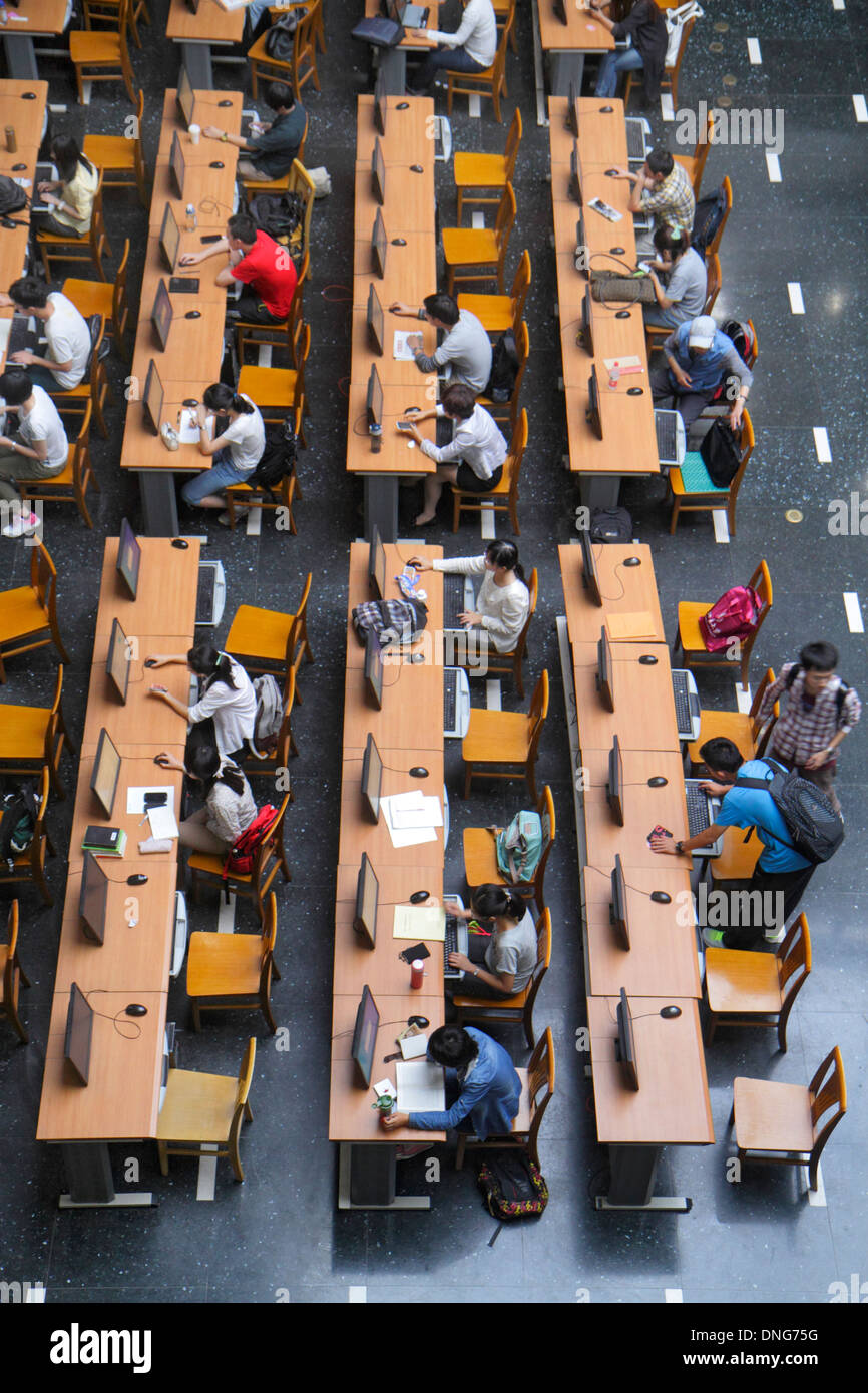 Peking university library beijing china hi-res stock photography and ...