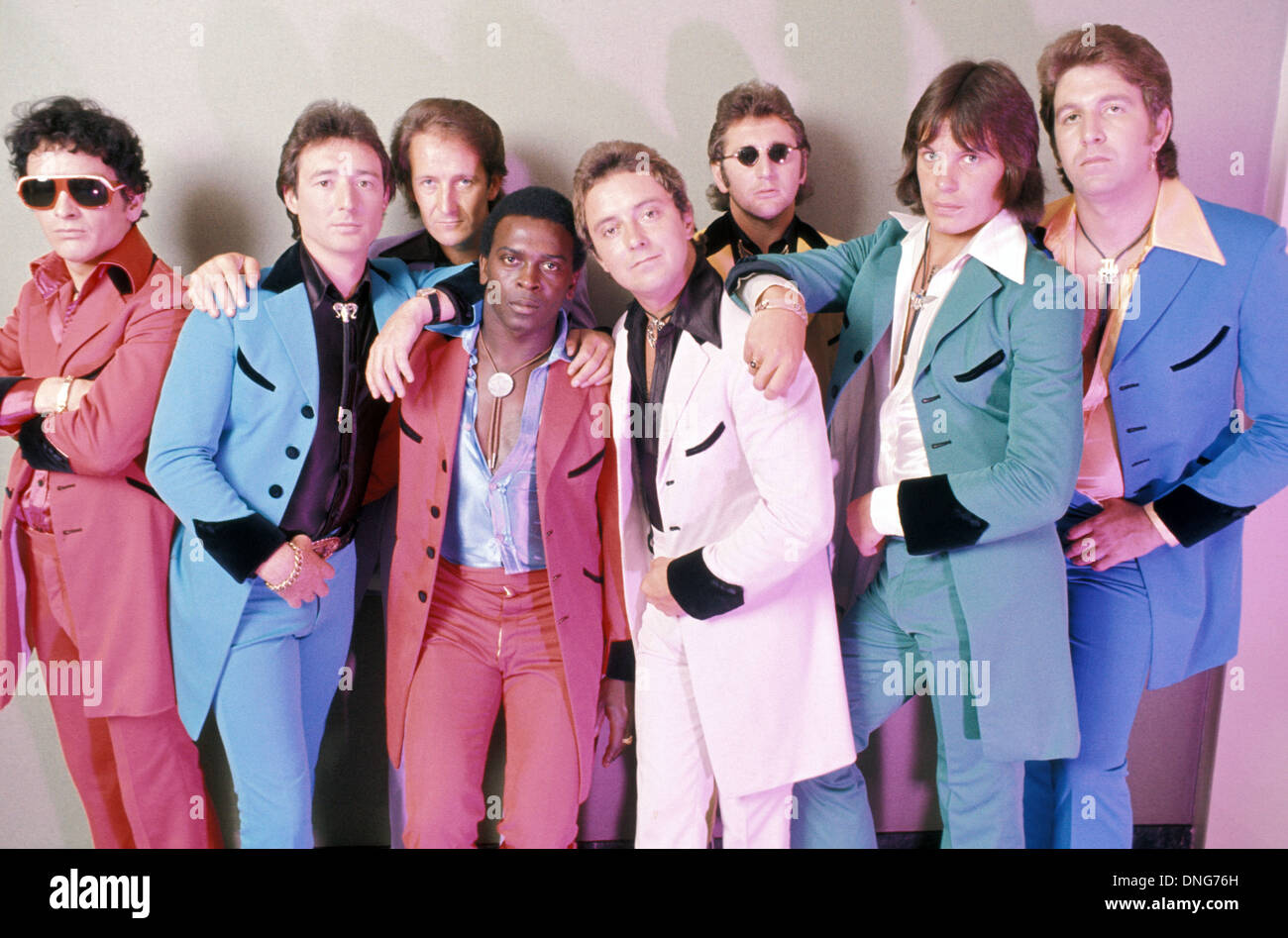SHOWADDYWADDY UK pop group about 1975 Stock Photo: 64895785 - Alamy