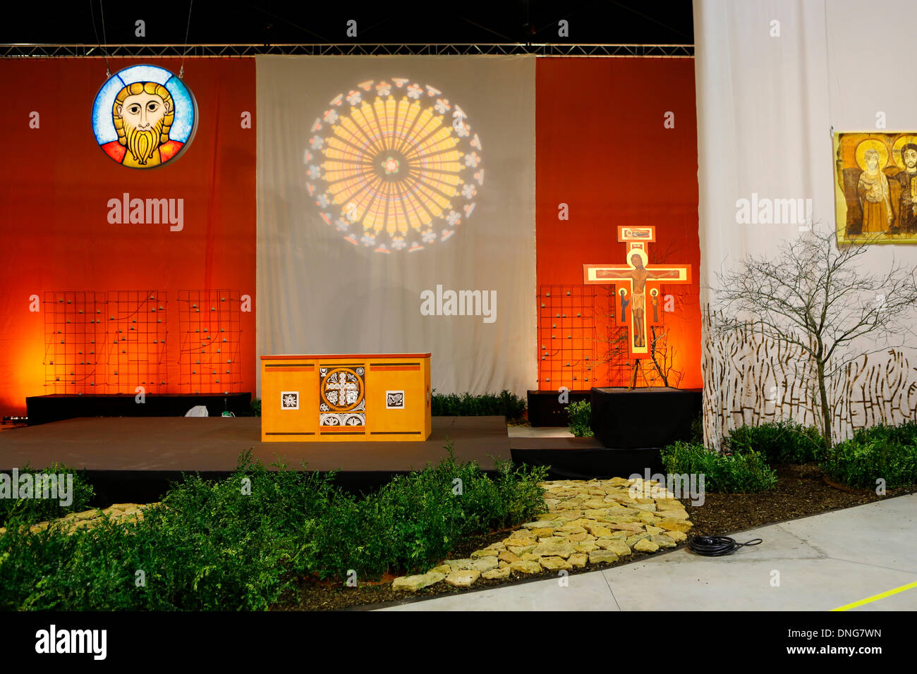 Taize cross hi-res stock photography and images - Alamy