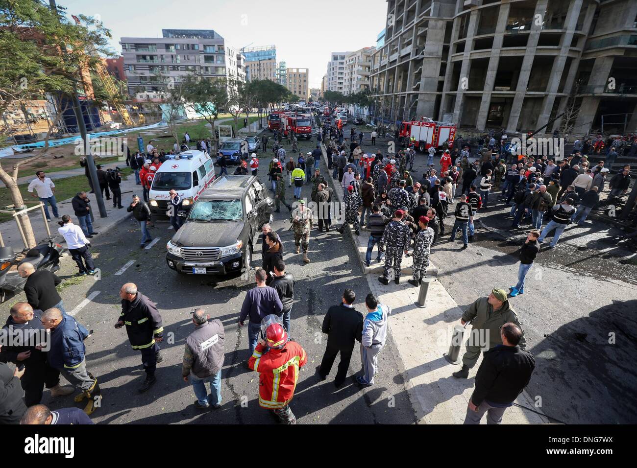 Beirut, Lebanon. 27th Dec, 2013. Lebanese security forces and ...