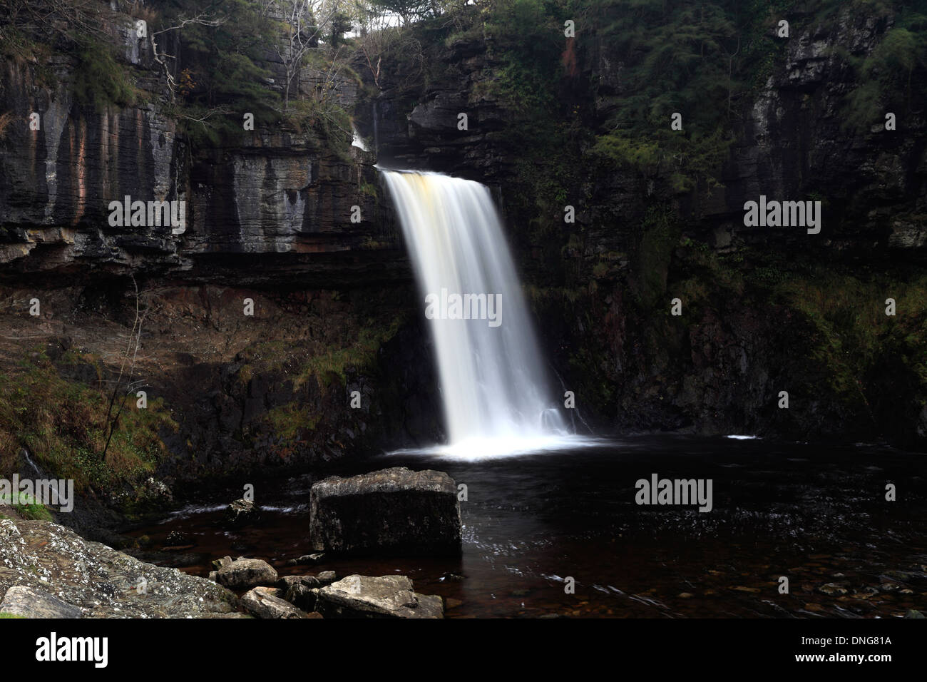 Thornton force waterfall hi-res stock photography and images - Alamy