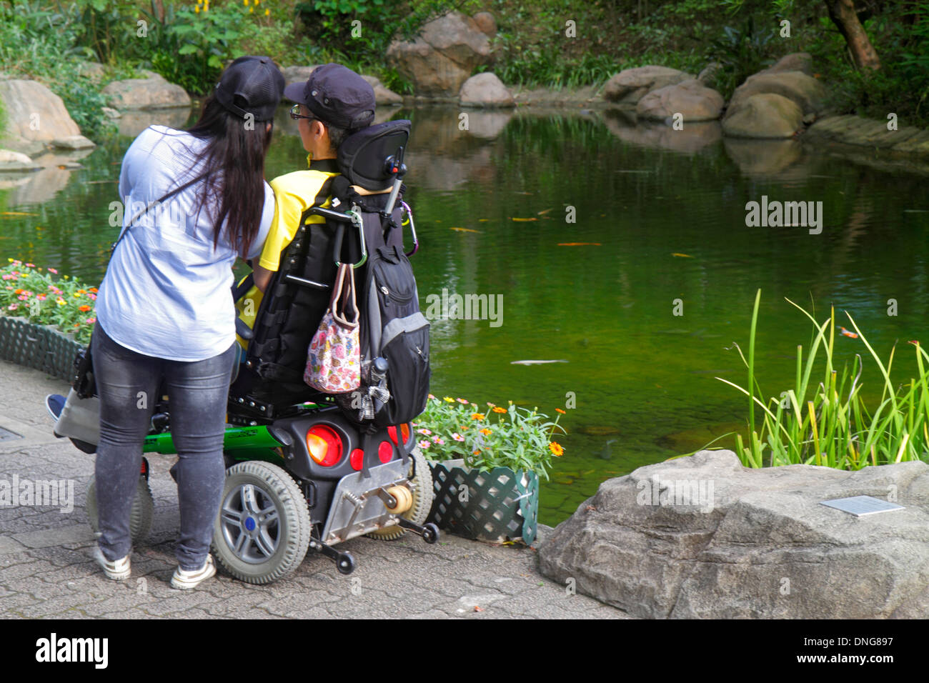 Disabled chinese man hi-res stock photography and images - Alamy