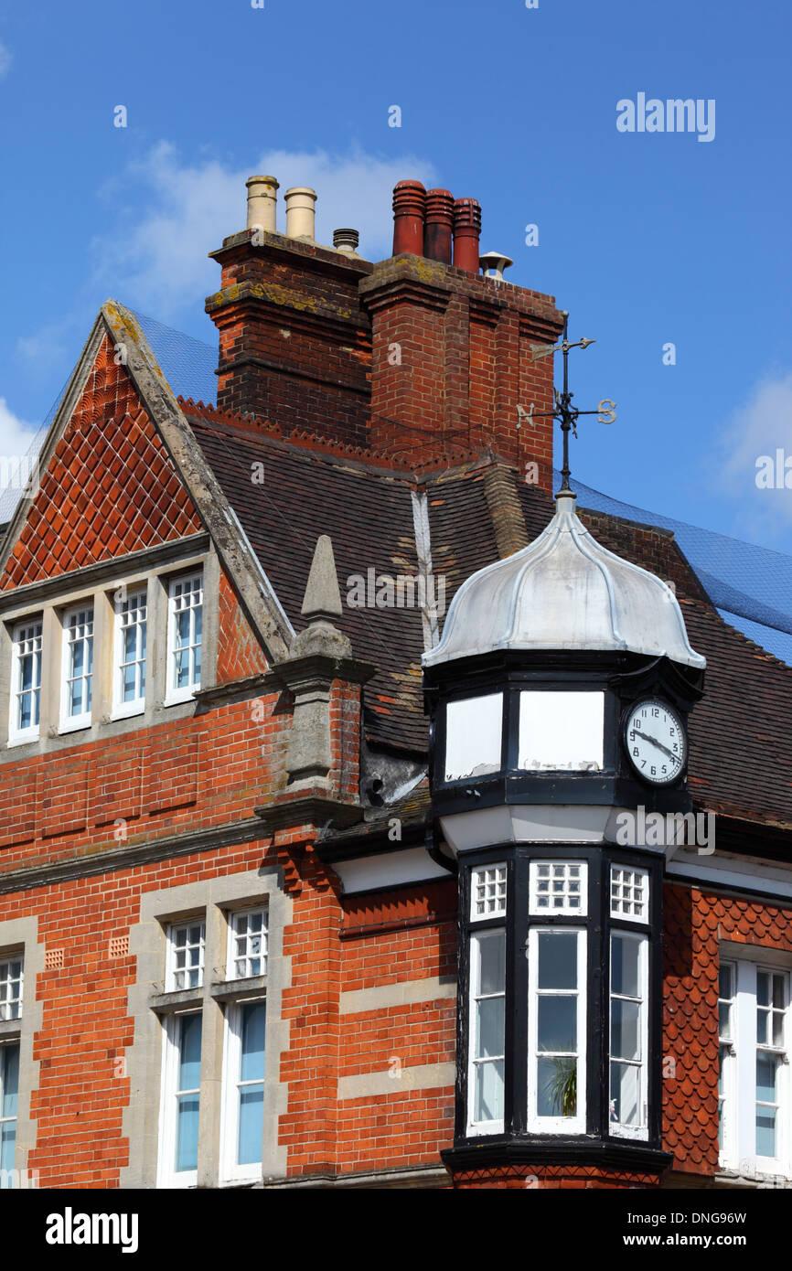 Victorian chimney pots hi-res stock photography and images - Alamy