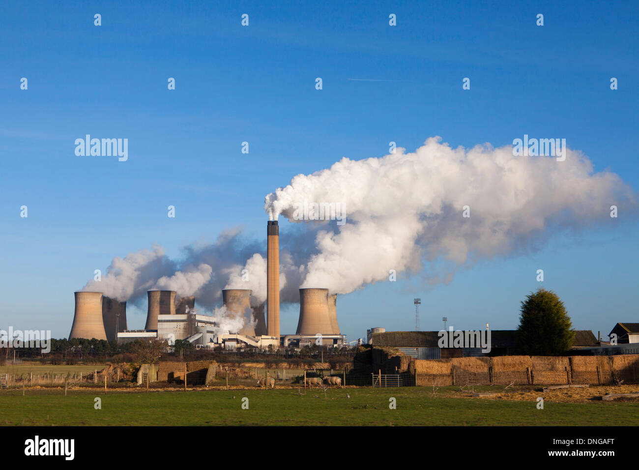 Eggborough Power Station, a large coal fired power station in North ...