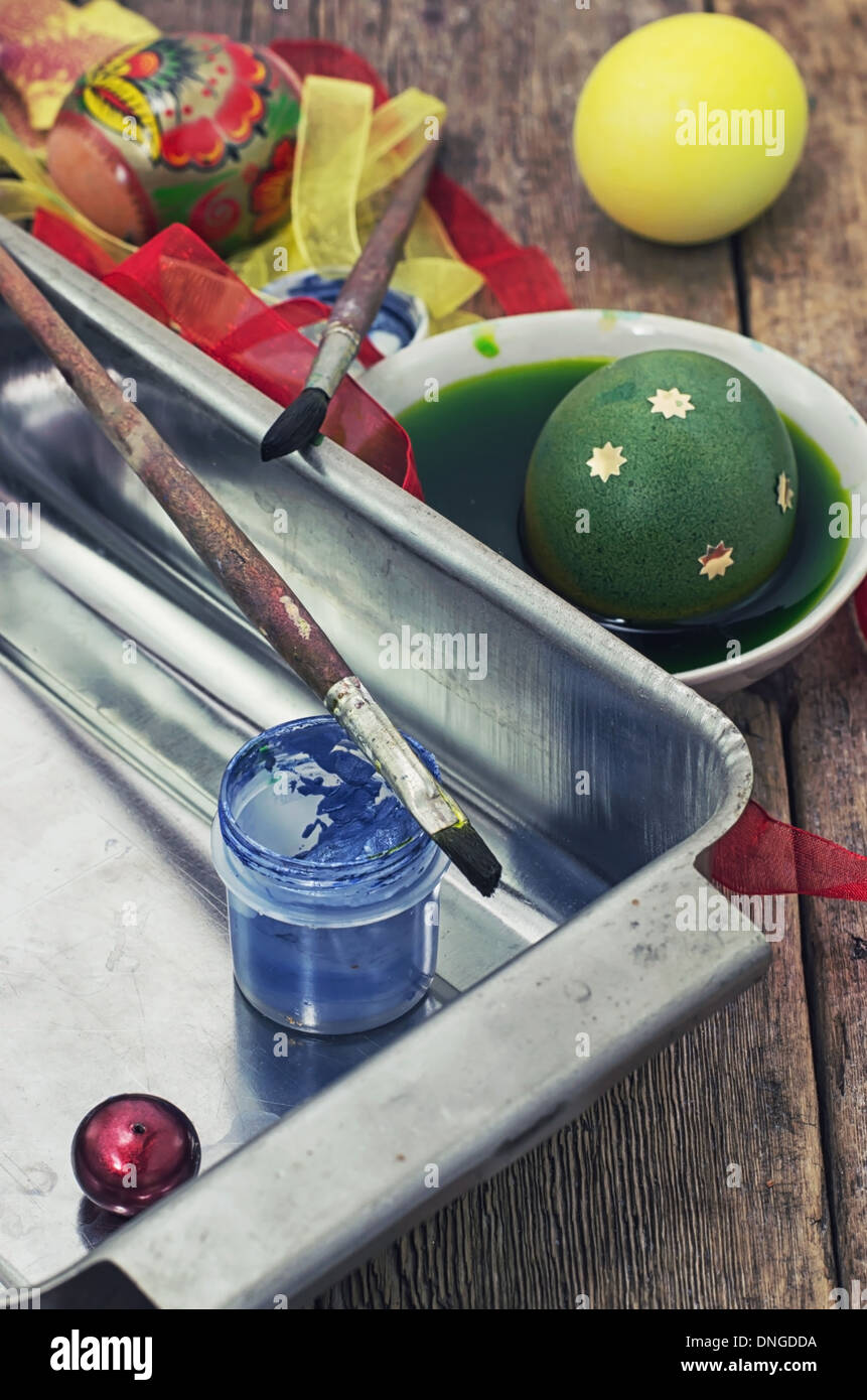 preparation Easter decorations Stock Photo - Alamy