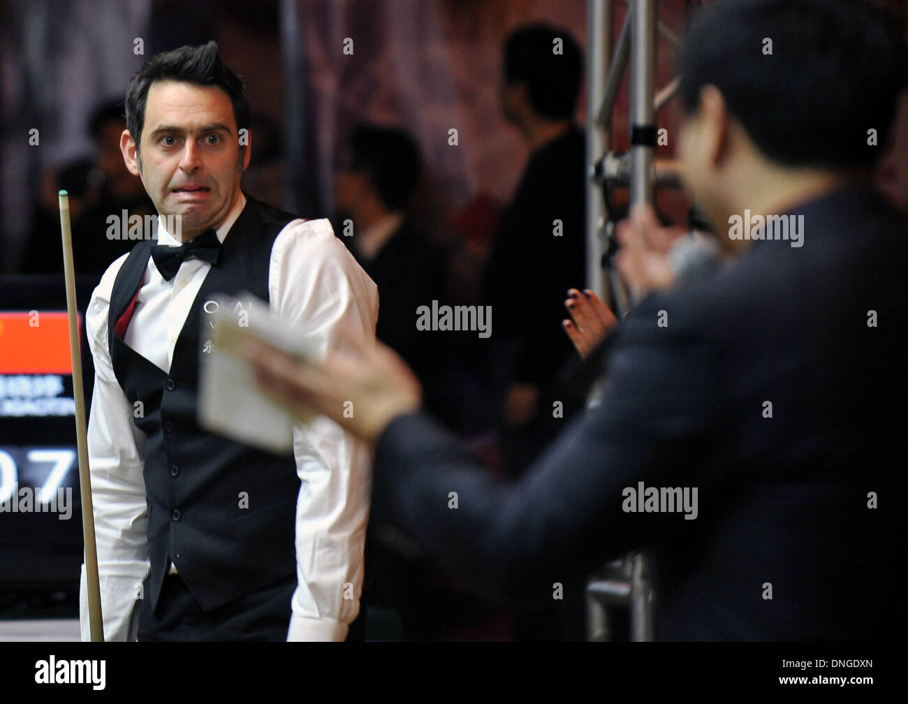 Ronnie osullivan world snooker champion hi-res stock photography and ...