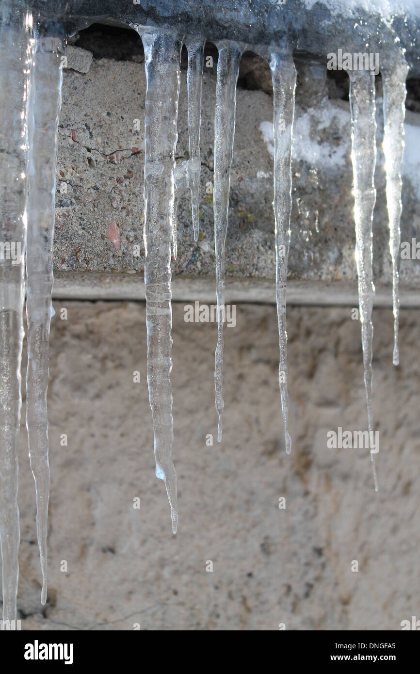 Hung of the edge of the roof hi-res stock photography and images - Alamy