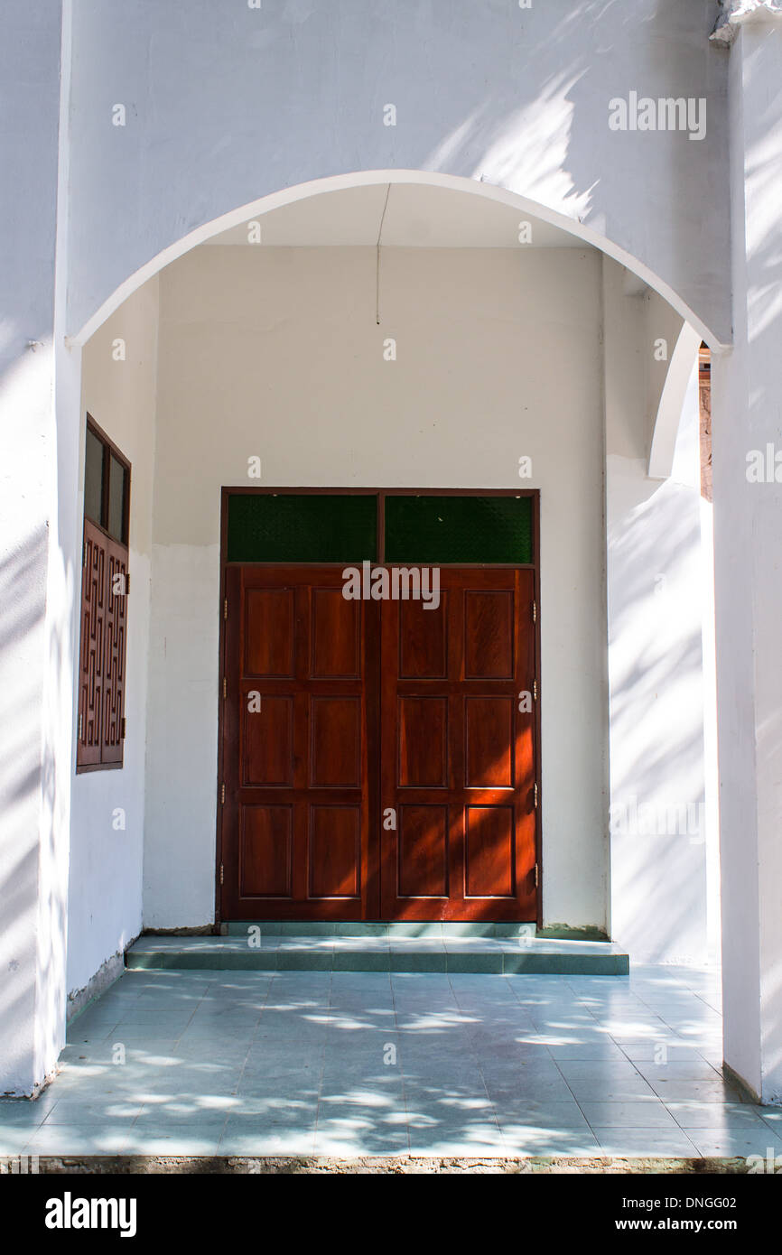 Doorway decor hi-res stock photography and images - Alamy