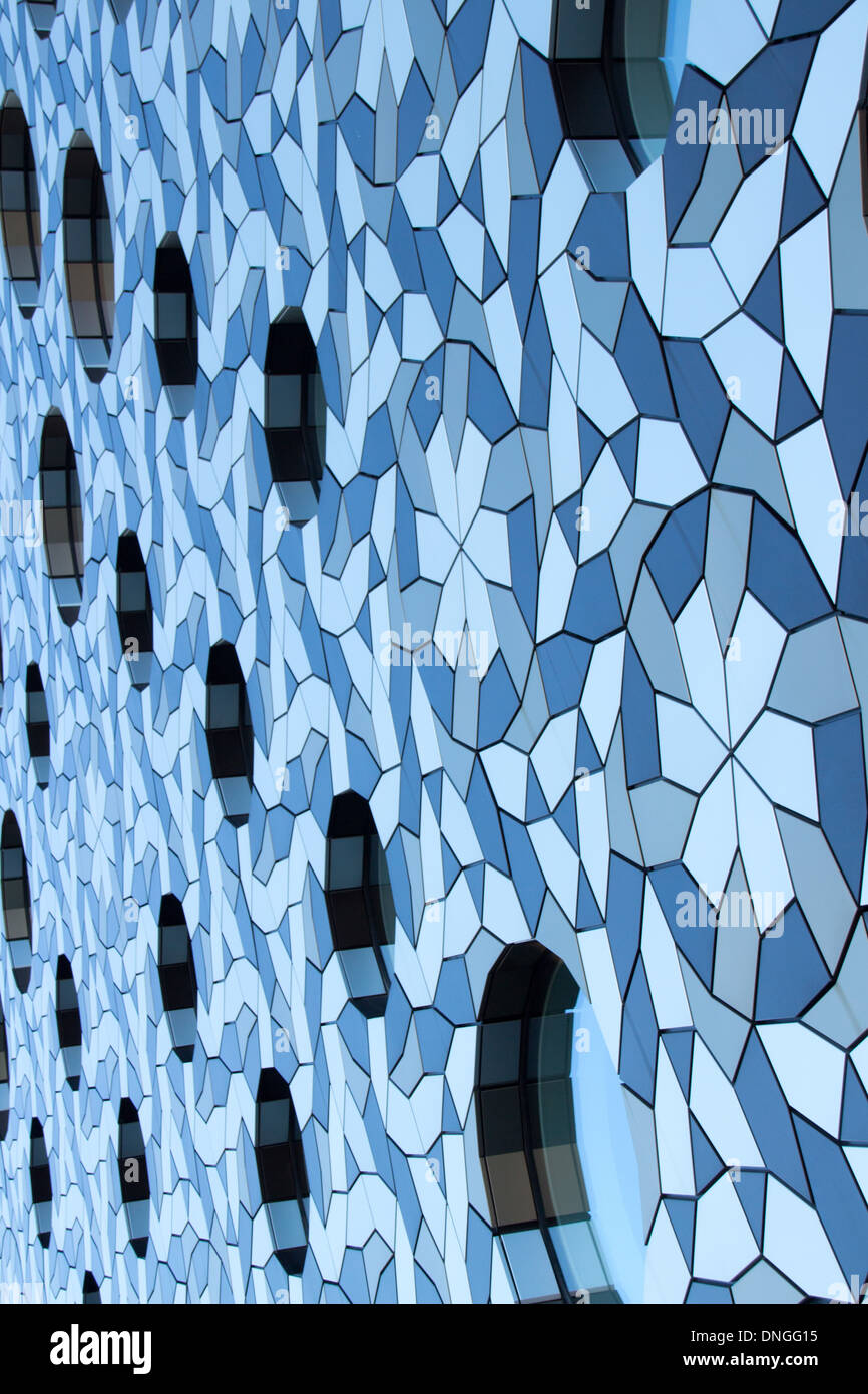 Patterned building hi-res stock photography and images - Alamy