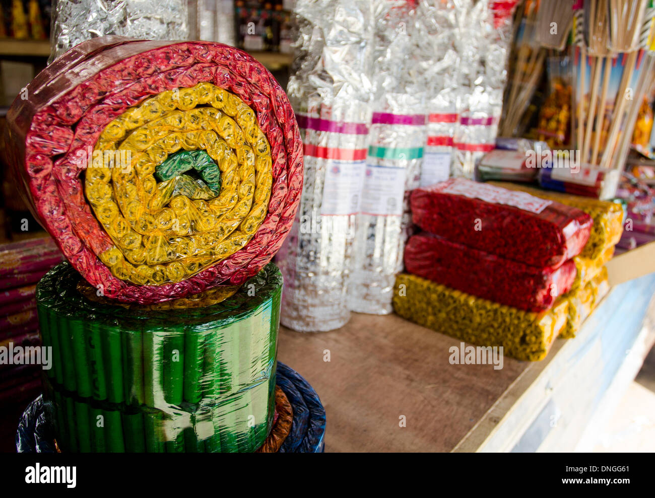 Mindanao, Philippines. 28th December 2013. A display of assorted fire ...