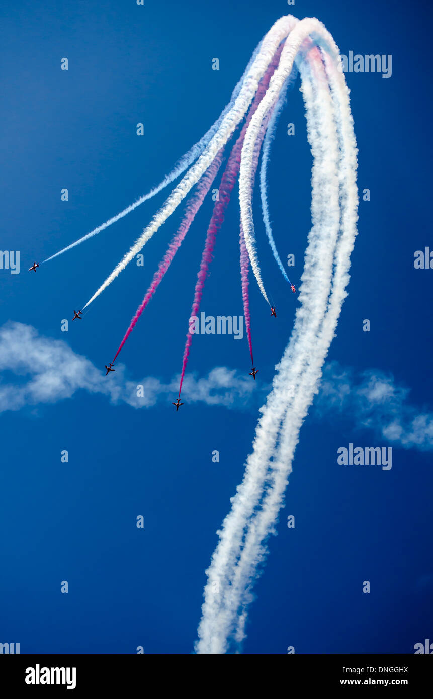 The RAF Red Arrows split at The Royal International Air Tattoo 2013 ...