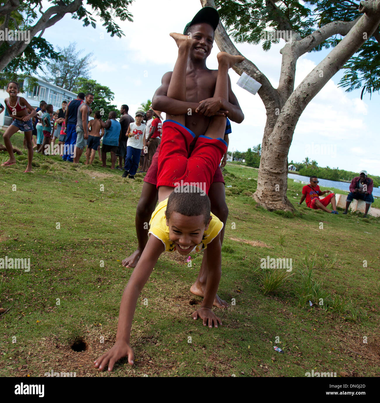 Cuba boys hi-res stock photography and images - Alamy