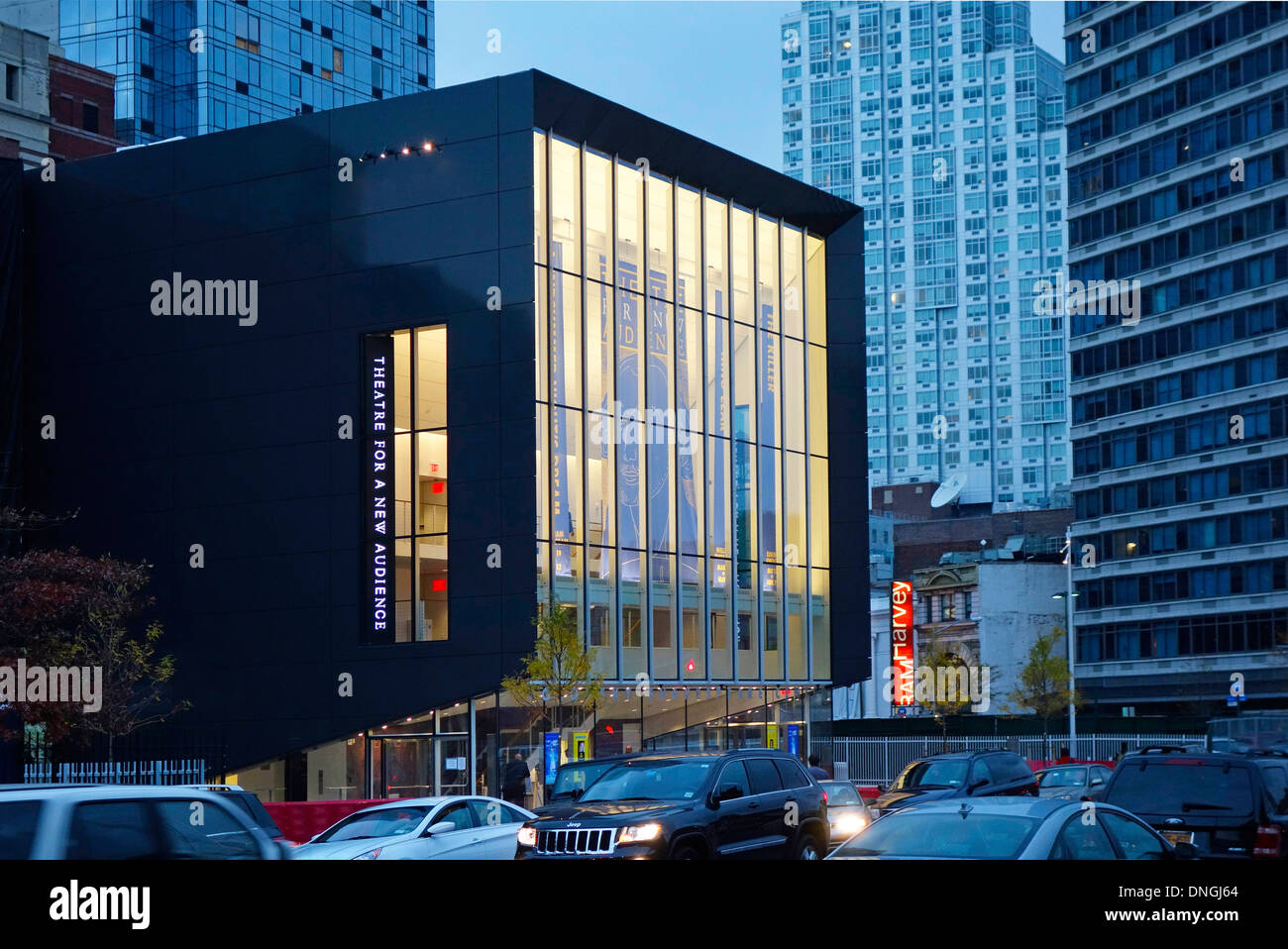 New theater building hi-res stock photography and images - Alamy