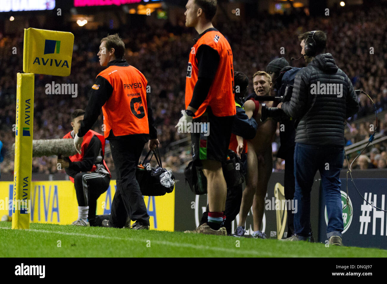 A streaker hi-res stock photography and images - Alamy