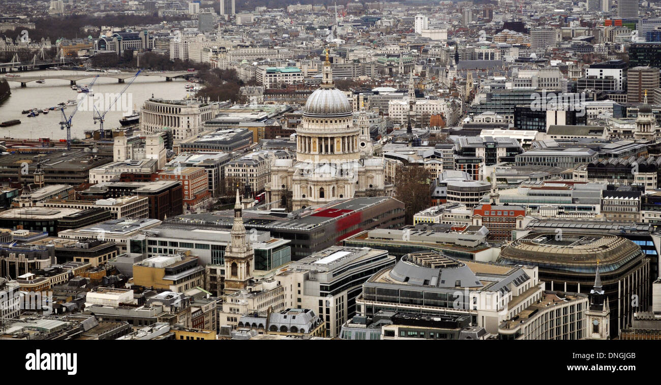 West london skyline hi-res stock photography and images - Alamy