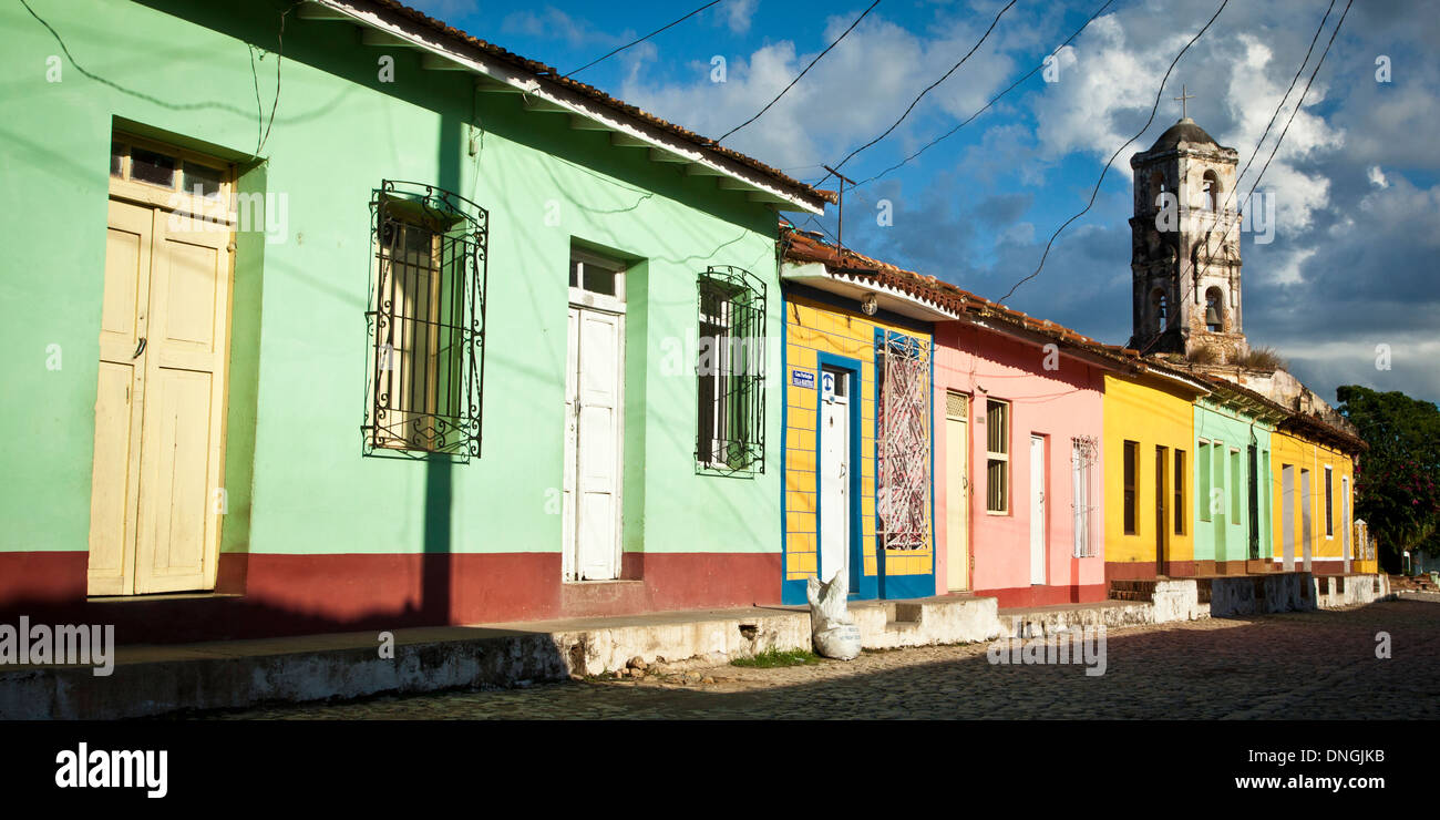 Colourful houses in Trinidad, Cuba Stock Photo - Alamy