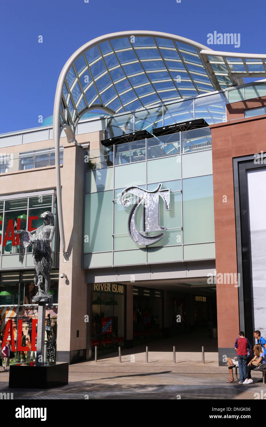 Exterior of Trinity Leeds Shopping Centre from Briggate Stock Photo - Alamy