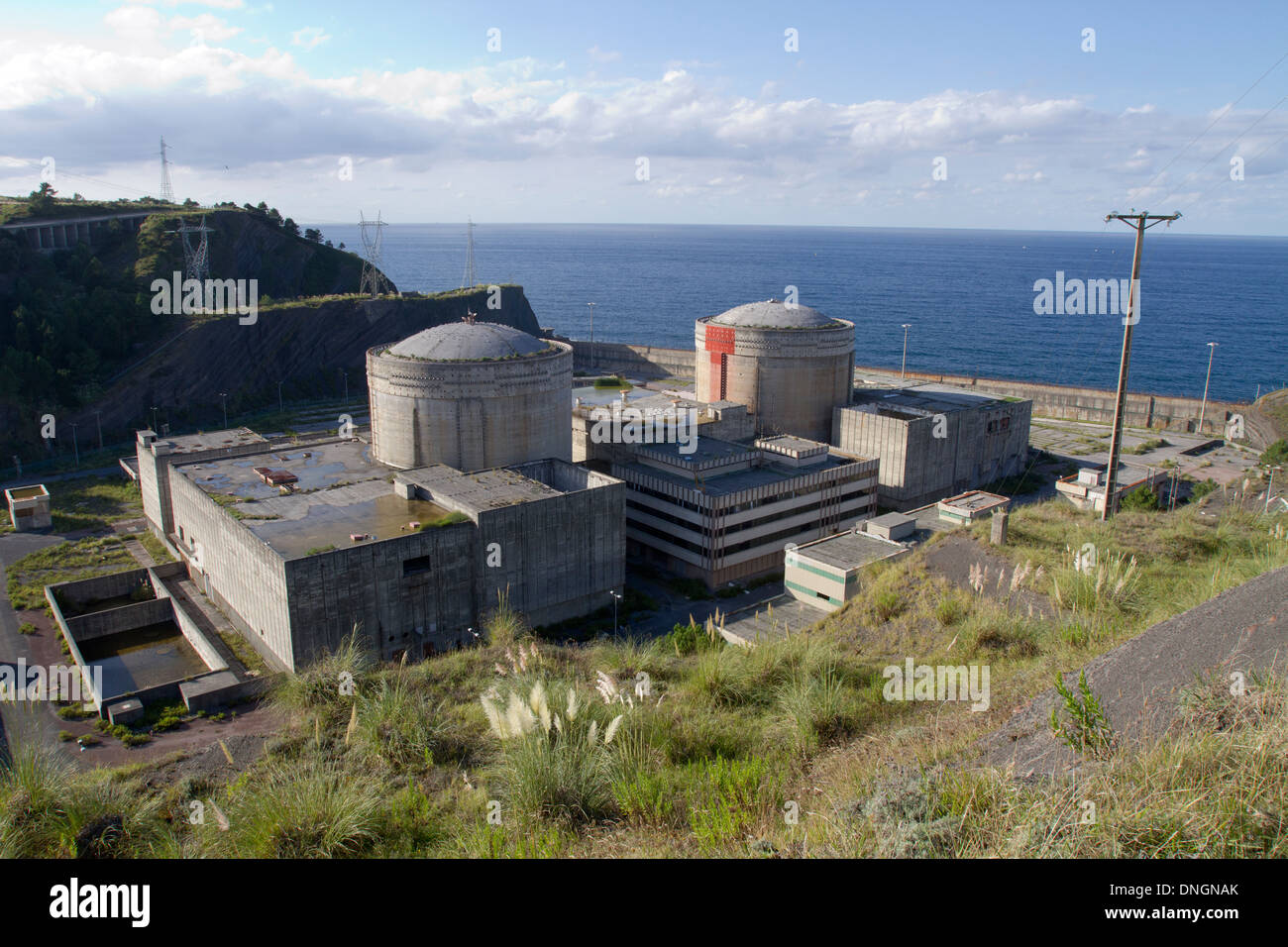 Lemoniz nuclear power plant hi-res stock photography and images - Alamy