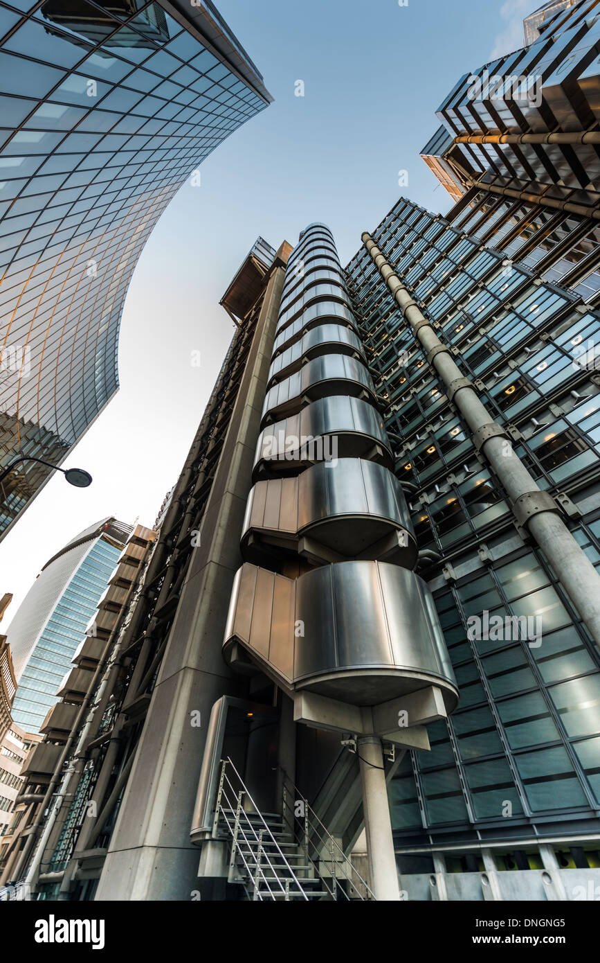 Lloyd's of London and the Willis Building, prominent insurance ...