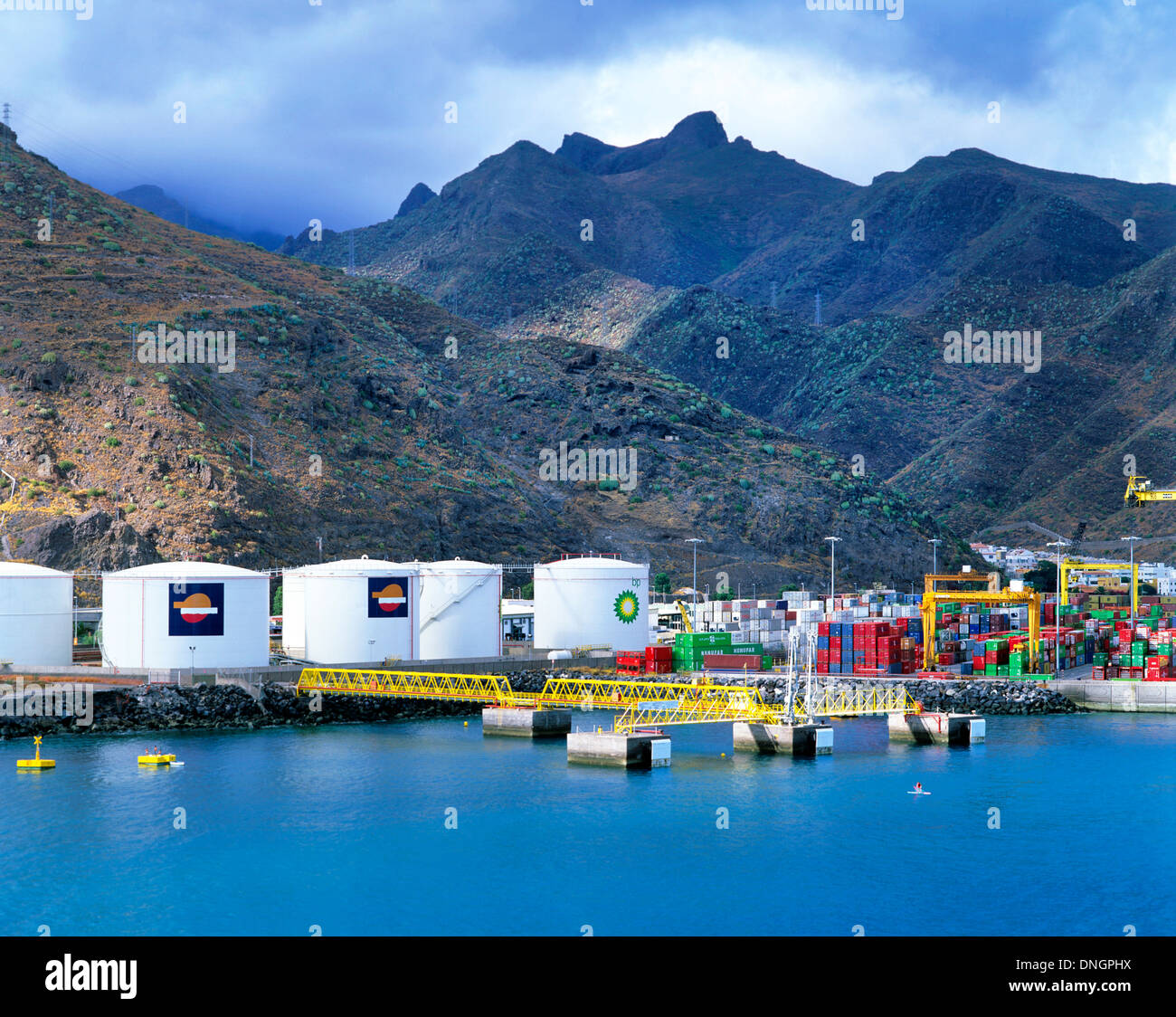 Funchal portugal port hi-res stock photography and images - Alamy