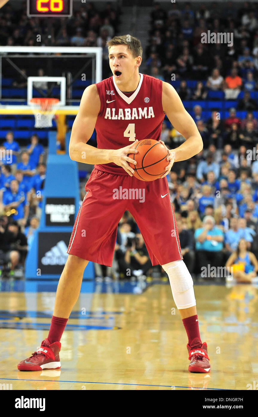 Los Angeles, CA, USA. 28th Dec, 2013. Alabama Crimson Tide center Carl ...
