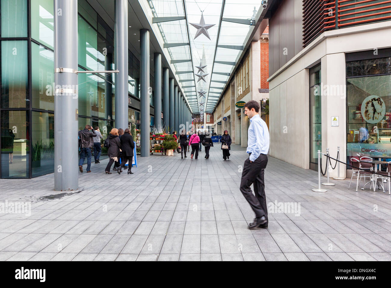 Indoor walkway passage shops xmas hi-res stock photography and images ...