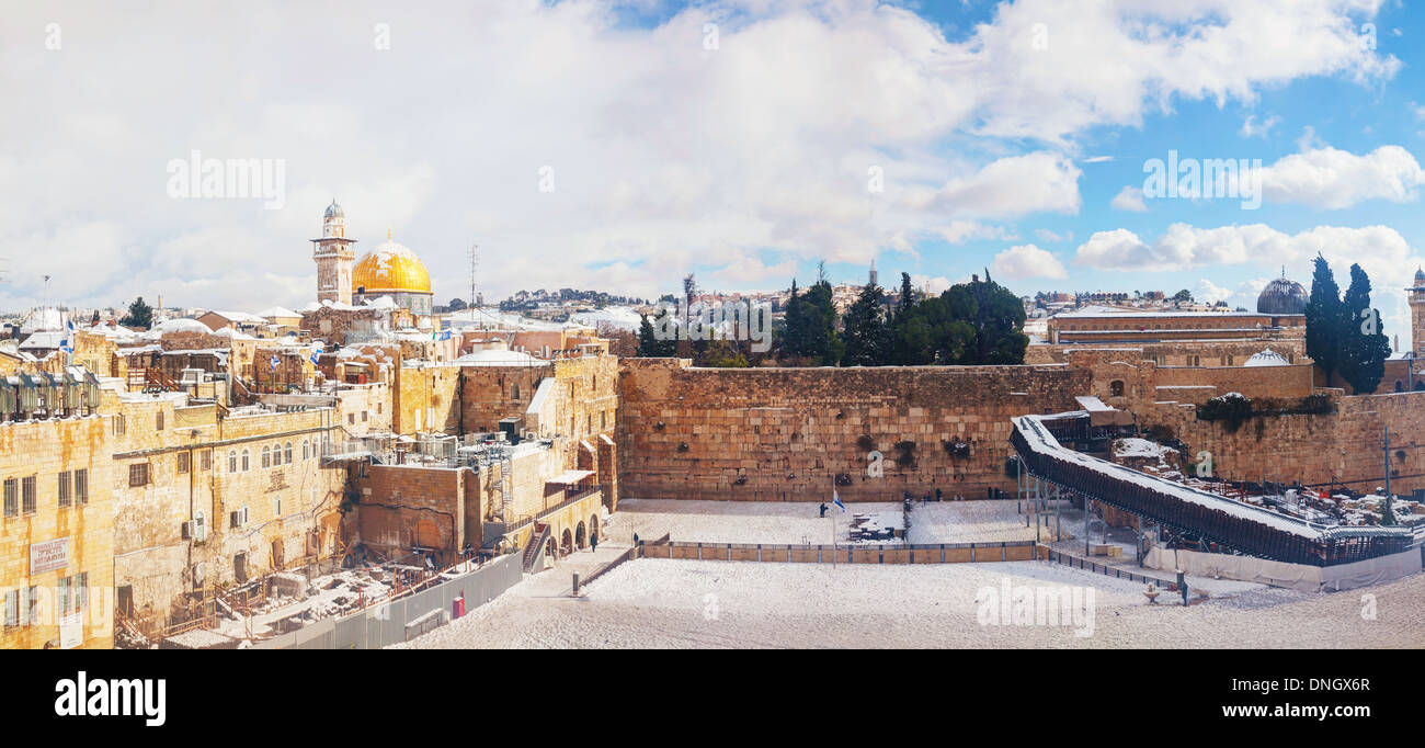 The Western Wall in Jerusalem, Israel om a sunny day Stock Photo - Alamy