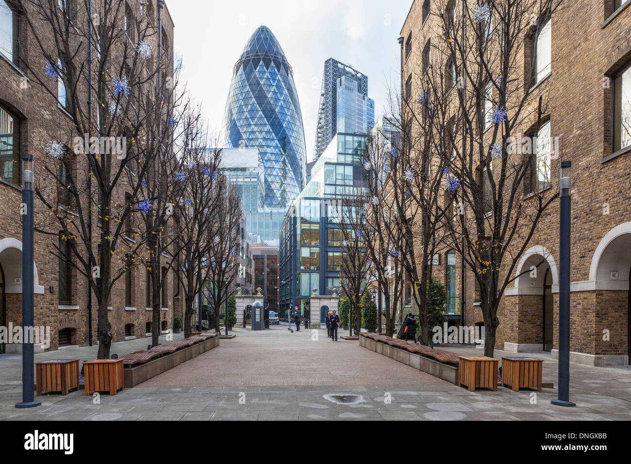 Devonshire square london hi-res stock photography and images - Alamy
