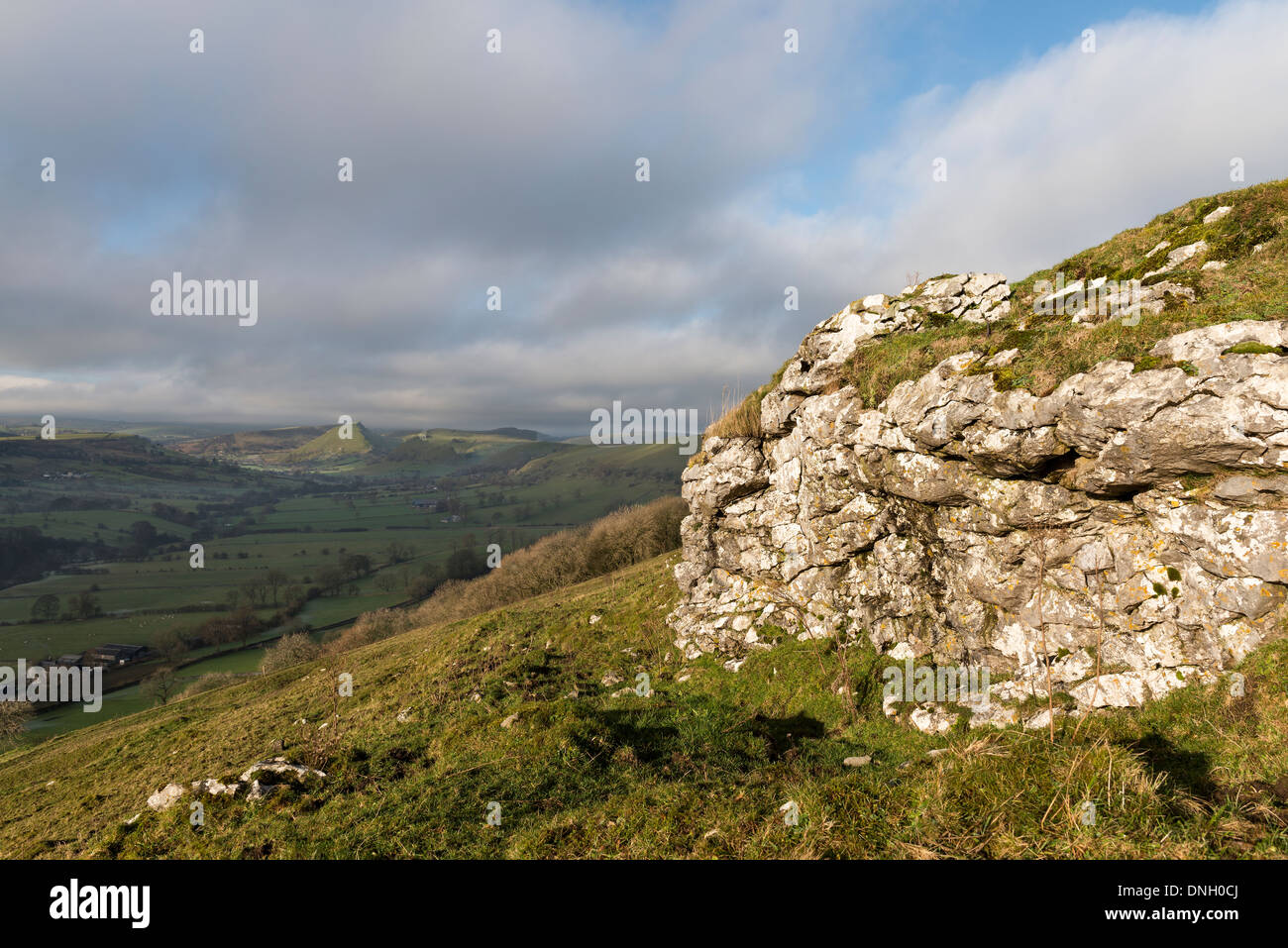 Chrome Hill and Parkhouse Hill from Crowdicote, Peak District, UK Stock ...