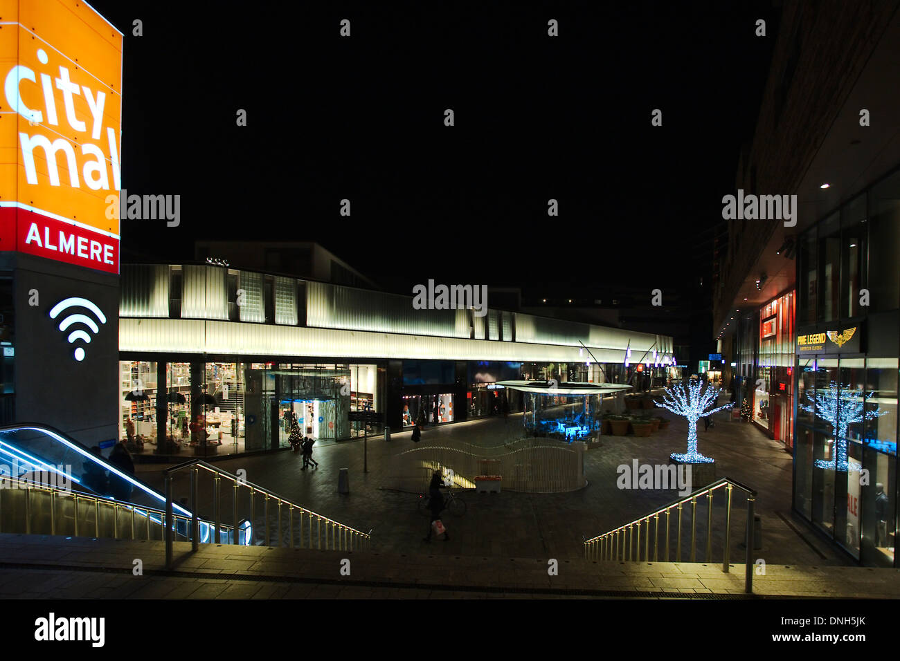 City billboard night hi-res stock photography and images - Alamy