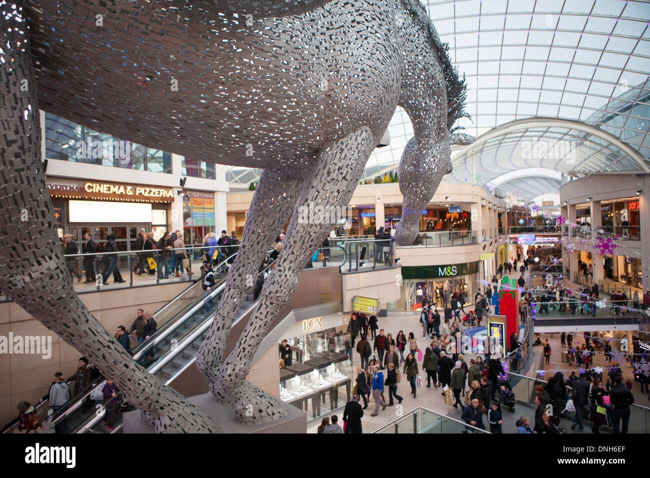 Trinity leeds shopping centre hi-res stock photography and images - Alamy