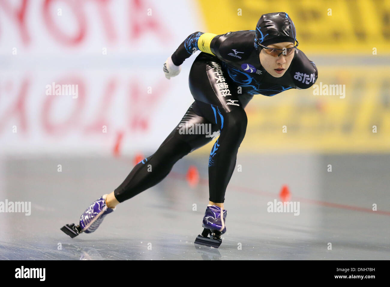 Nagano, Japan. 28th Dec, 2013. Shoko Fujimura (JPN) Speed Skating ...