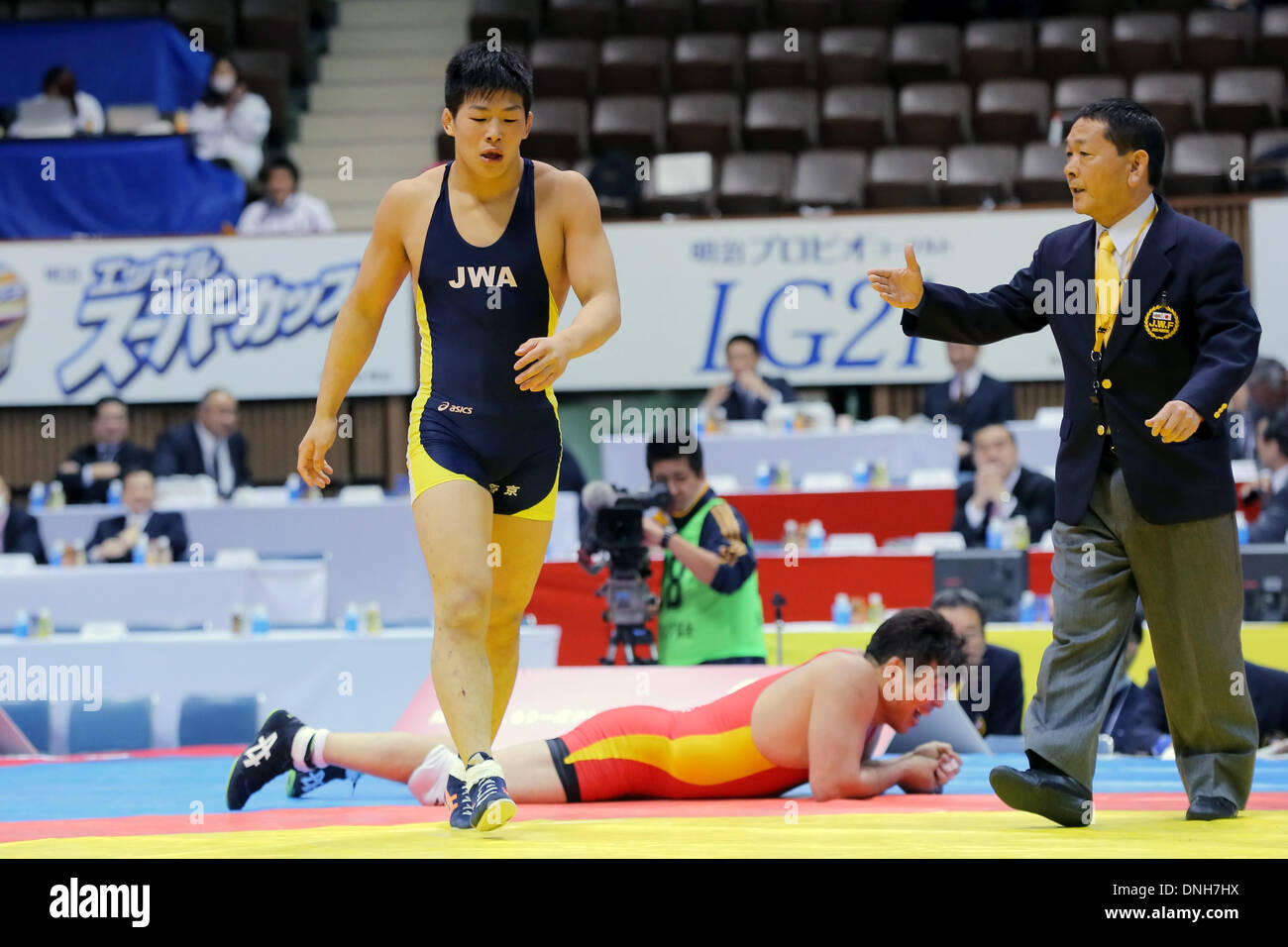 Tokyo, Japan. 21st Dec, 2013. (L-R) Shota Shirai, Masayoshi Shirai ...