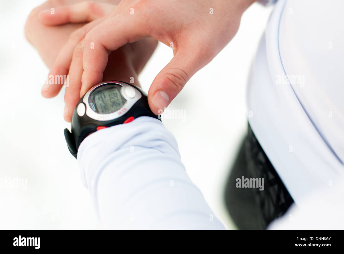 Runner stopwatch hi-res stock photography and images - Alamy
