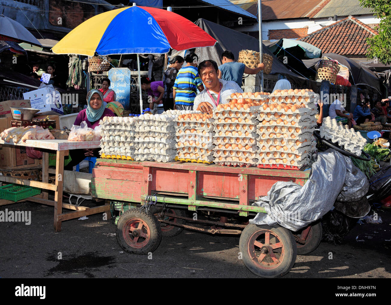 Egg vendor female egg seller female hi-res stock photography and images ...